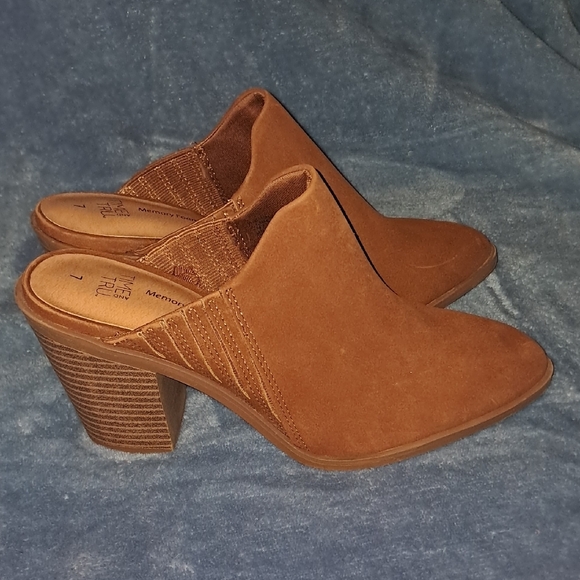 Time and Tru | Shoes | Time And Tru Tan Suede Mules With Chunky Heel ...